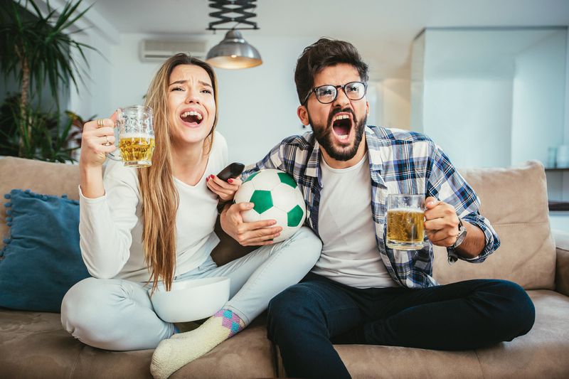 Lovearoundme - 9 Easy Ways of Friendzoning Someone